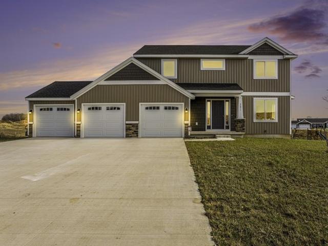 233 Warbler Dr SE, Caledonia, MI 49316