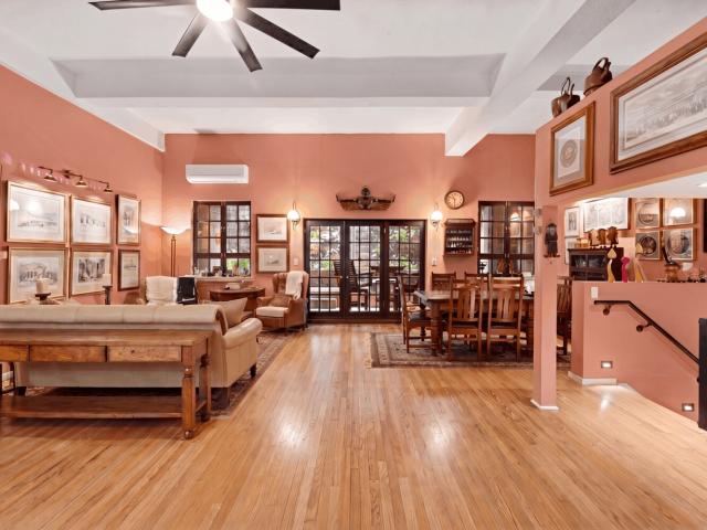 233 West 26th Street, New York, NY