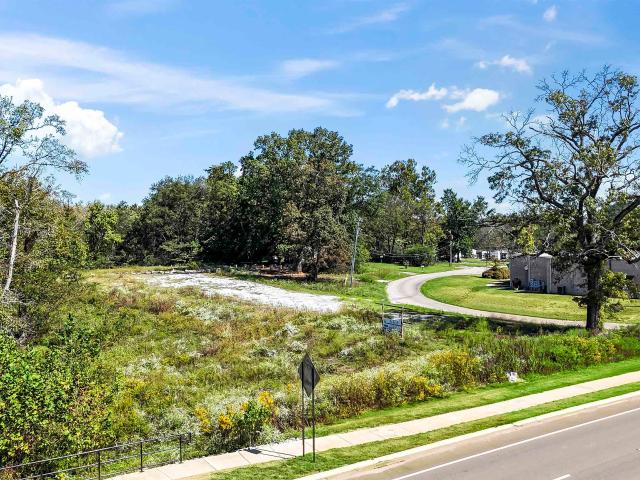233 Williams Circle SW