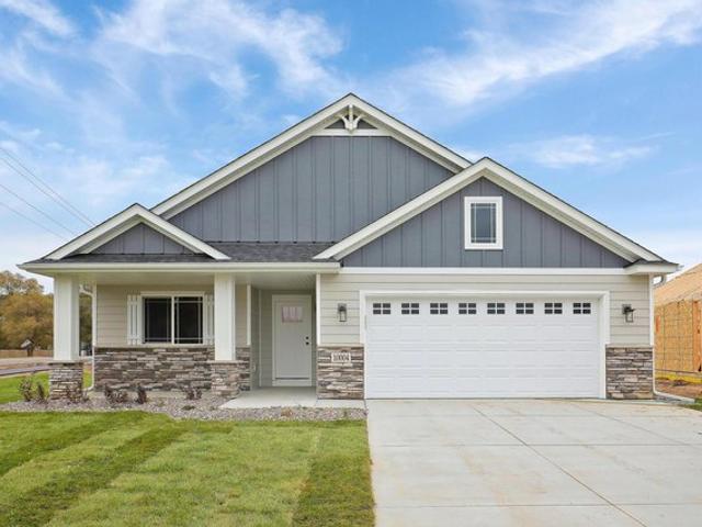 23444 Woodbine St NW, Saint Francis, MN 55070