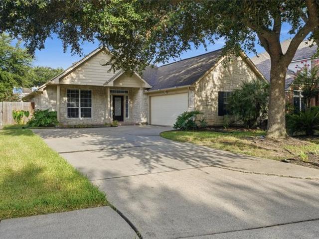 2344 Autumn Mist Ln, League City, TX 77573