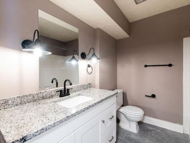 2344 Grinstead Dr, 1 Bedroom Apartment for Rent at 2344 Grinstead Dr, Louisville, KY 40204 Cherokee Triangle