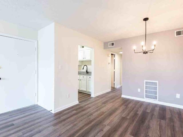 2344 Grinstead Dr, 2 Bedroom Apartment for Rent at 2344 Grinstead Dr, Louisville, KY 40204 Cherokee Triangle