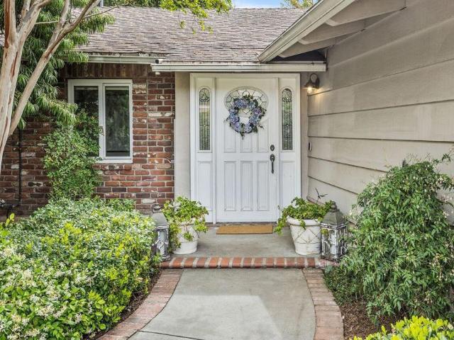 2344 Jayma Ln, La Crescenta, CA 91214 | MLS #P1 26927
