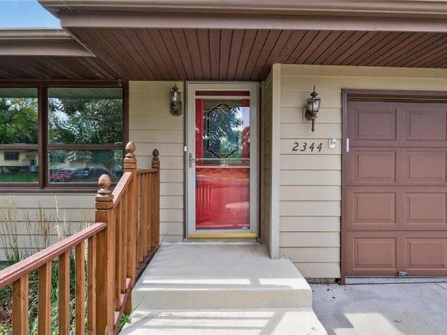 2344 Thorndale Ave, New Brighton, MN 55112
