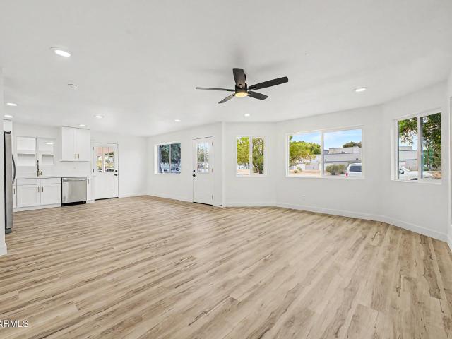 2344 w cholla street