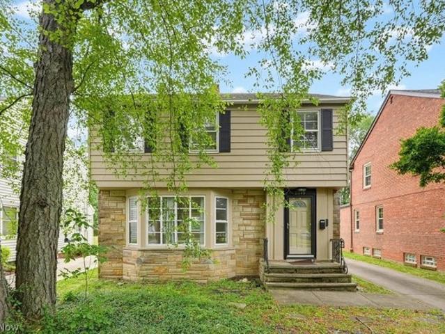 2345 Charney Rd, University Heights, OH 44118