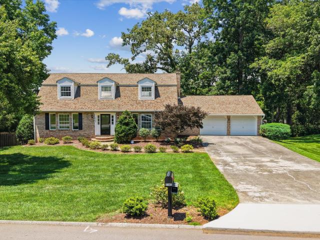 2345 Chesterfield Drive