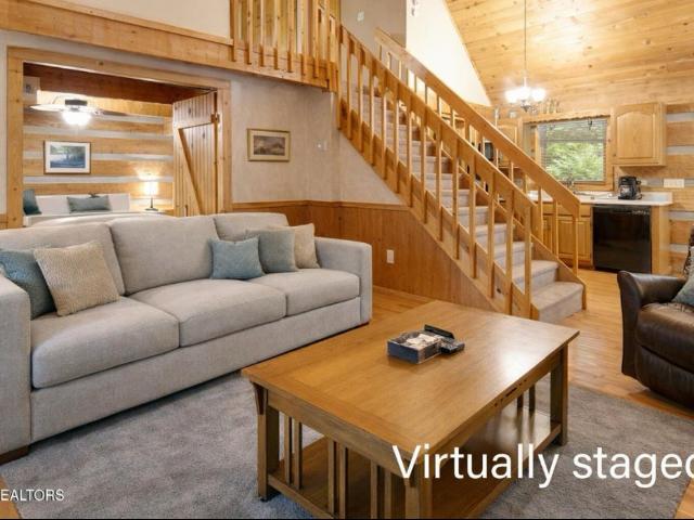 2345 Courtney Ln
