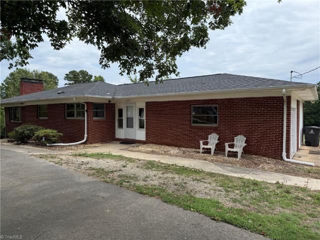 2345 Griffith Road