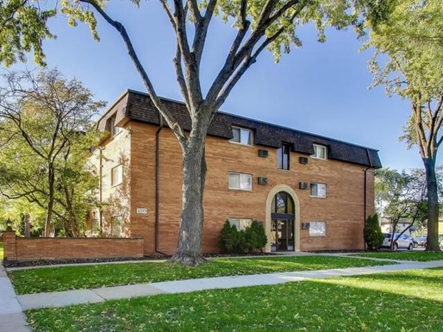 2345 th Ct Apt 1, Lansing, IL 60438