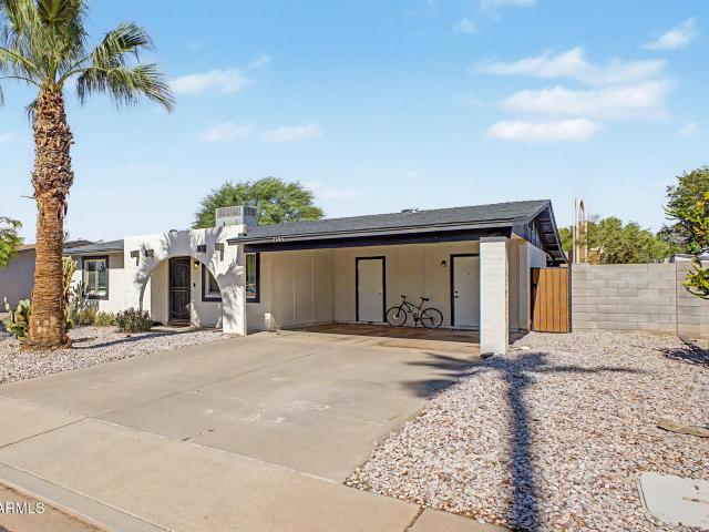 2345 w calle iglesia avenue