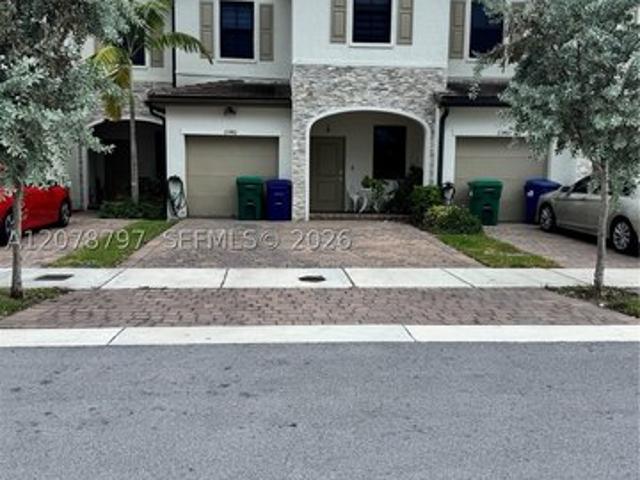 23461 SW 129th Pl, Homestead, FL 33032