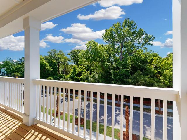 2346 N Palmetto Fort Drive