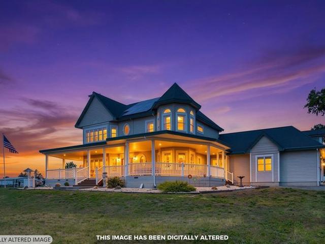 2346 Olivet Ln, Santa Rosa, CA 95401