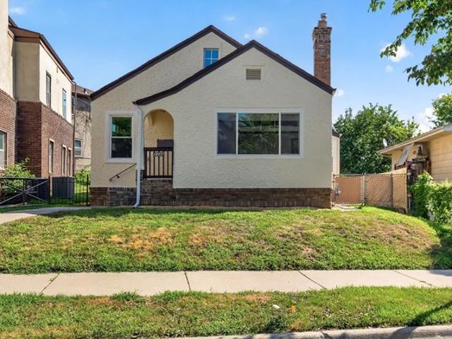 2346 Ferrant Pl, Minneapolis, MN 55411