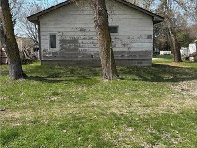 23478 Farwell Ave, Warsaw, MN 55087
