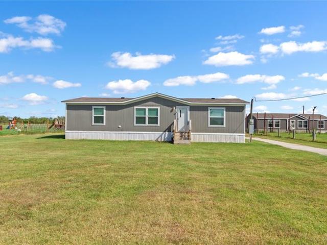 2347 NE County Road 2070, Powell, TX 75153