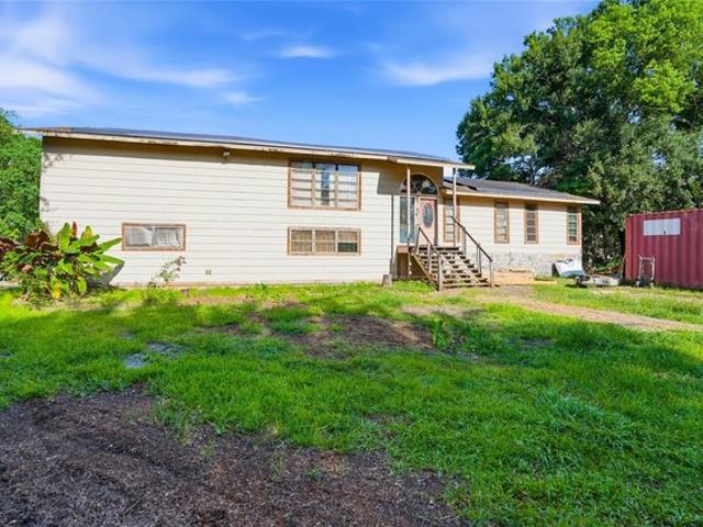 2347 Brookside Dr, Lutz, FL 33558