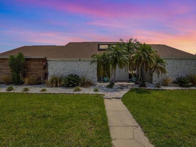 2347 Hidden Lake St, Kissimmee, FL 34741