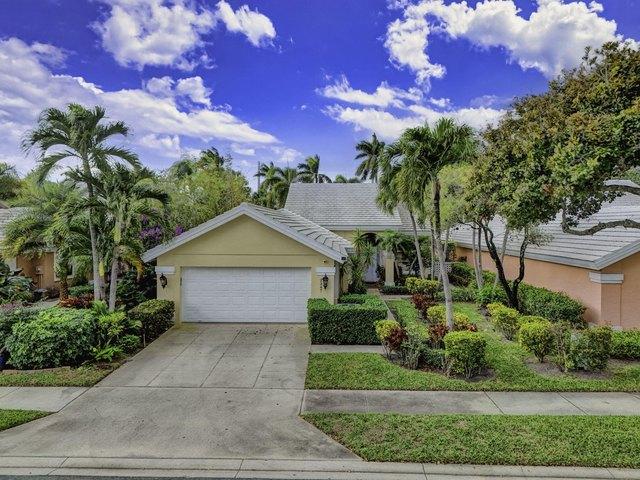 2347 Saratoga Bay Dr, West Palm Beach, FL 33409