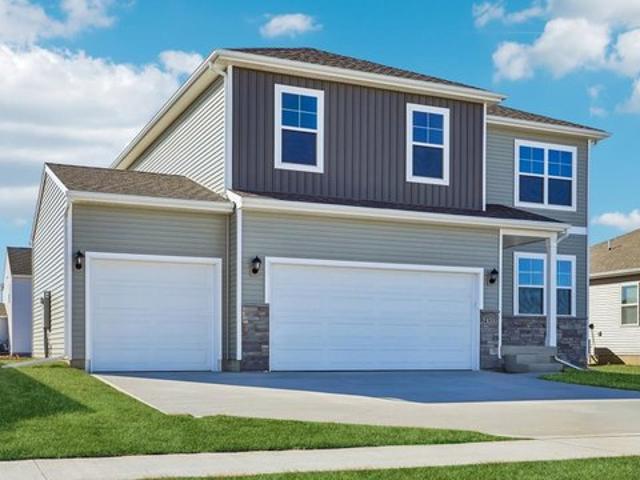 2347 SE Billings Pl, West Des Moines, IA 50265