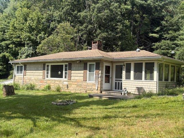 23483 Titusville Rd, Titusville, PA 16354