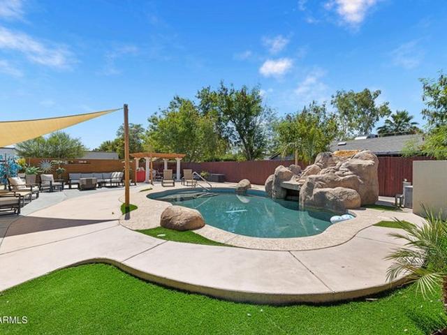 2348 N 28th Pl, Phoenix, AZ 85008
