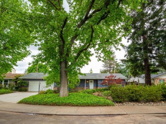 2348 Westminster Dr, Modesto, CA 95355