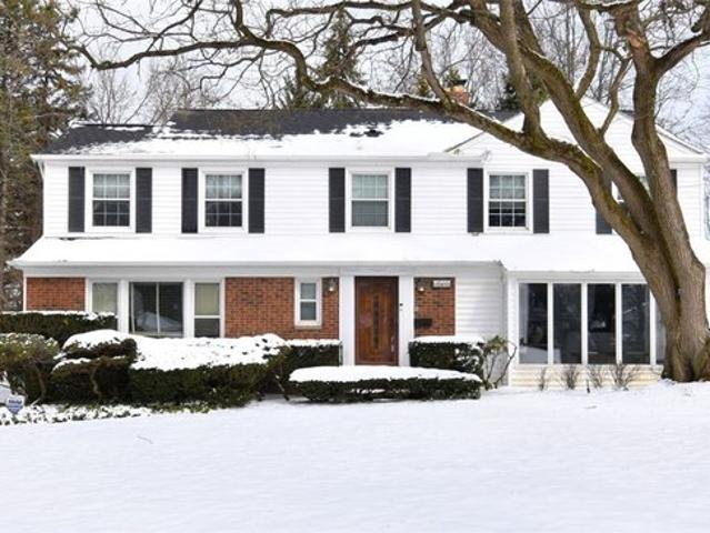 23499 Shelburne Rd, Shaker Heights, OH 44122