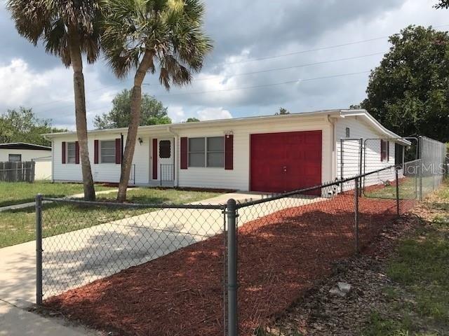 2349 Greenwood St, Deltona, FL 32738