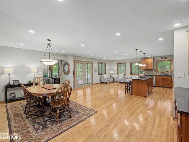 2349 Lake View Drive