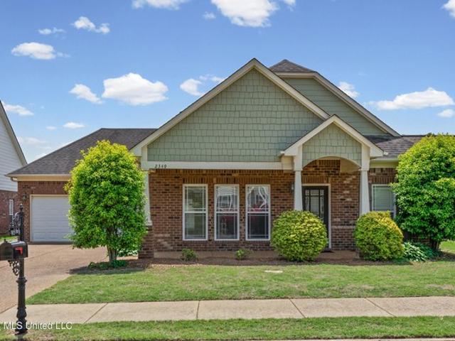 2349 Saint Ives Ln, Hernando, MS 38632