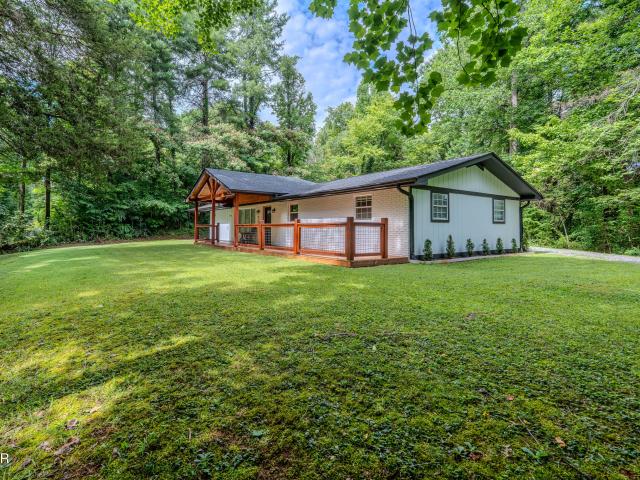 2349 Scenic Loop Road