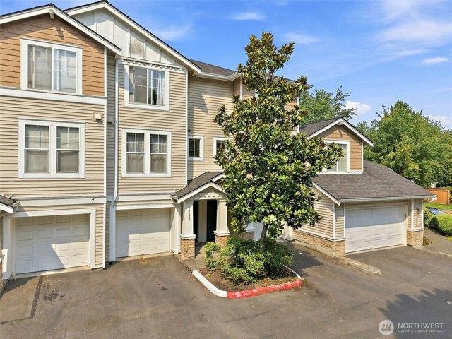23400 Lakeside Blvd E Unit 7 4, Kent, WA 98032