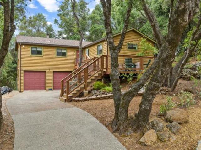 23406 Amber Ct, Auburn, CA 95602