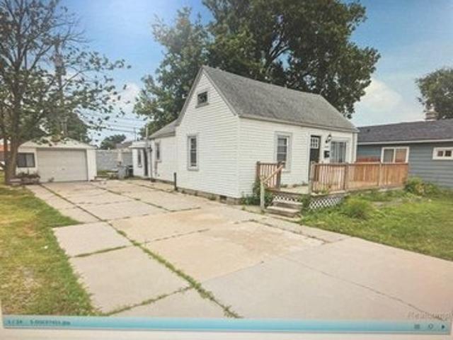 23409 Carlisle Ave, Hazel Park, MI 48030