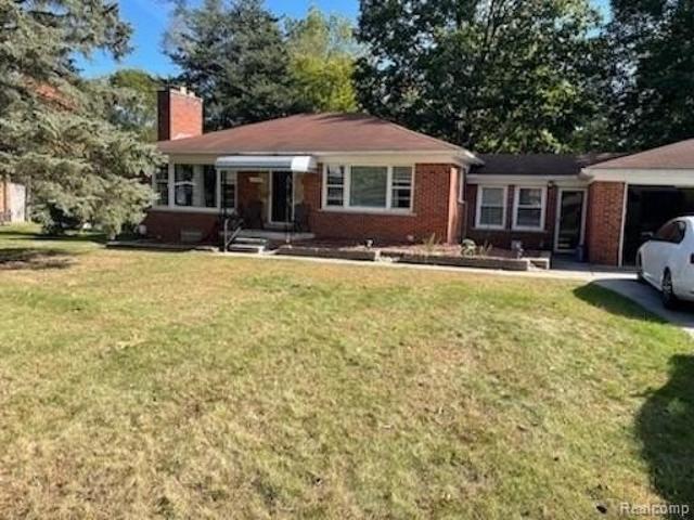 23409 Ranch Hill Dr W, Southfield, MI 48033