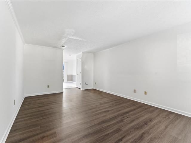 2340 Beaver Ruin Road Apt 43