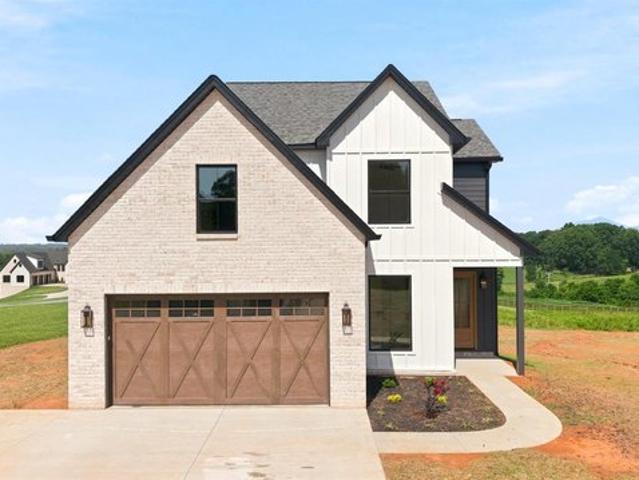 2340 Goode Station Rd, Goode, VA 24556