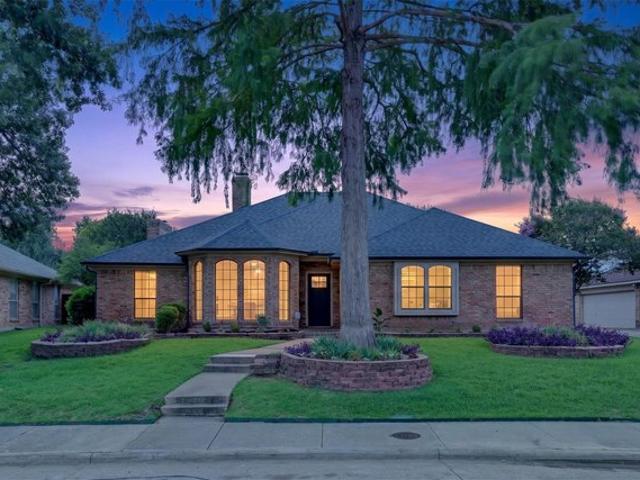 2340 Highlands Creek Rd, Carrollton, TX 75007