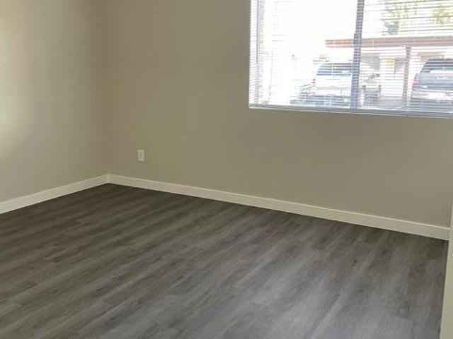 2340 W Hayward Avenue # Apt 2