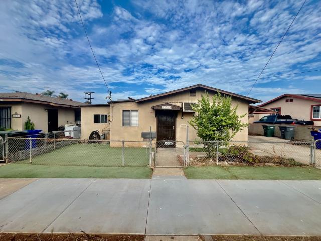 2340 2348 L Ave