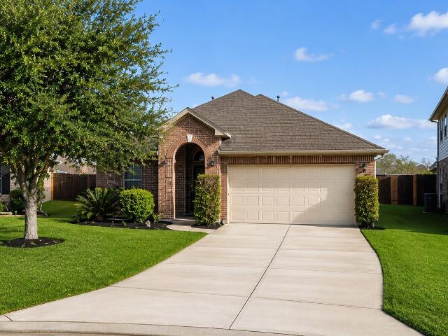 23410 W Pine Ivy Lane