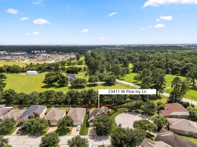 23411 W Pine Ivy Lane