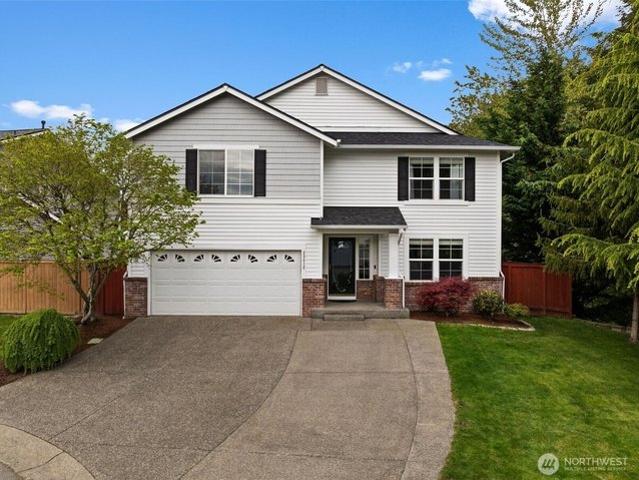 23412 SE 260th Ct, Maple Valley, WA 98038