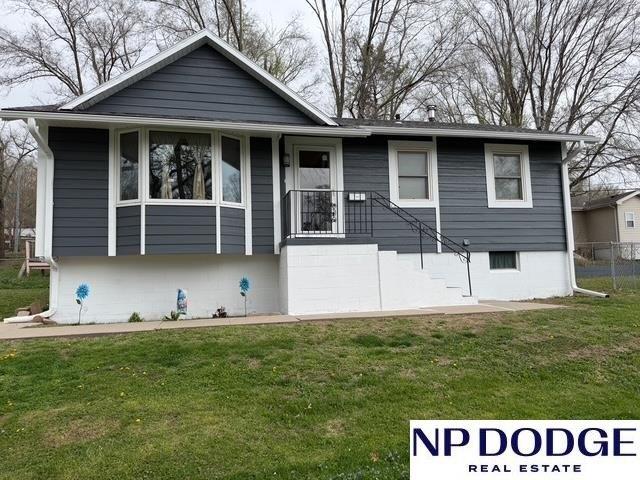 2341 N 67th St, Omaha, NE 68104
