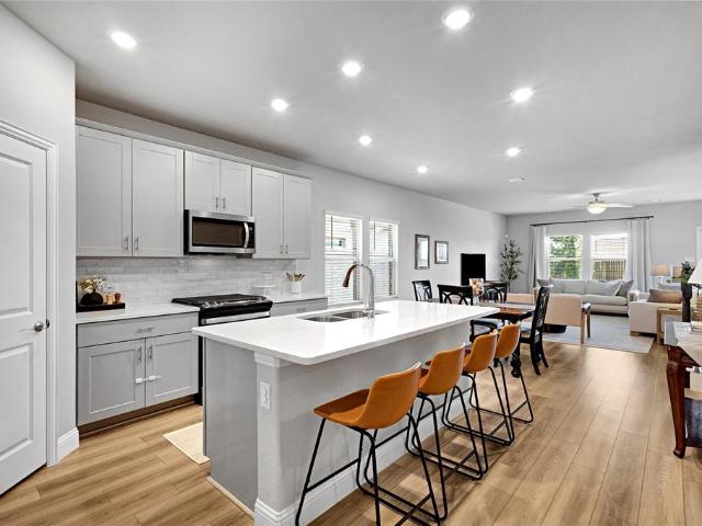 2341 Aspen Hill Drive