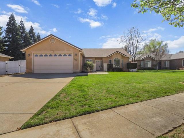 2341 Suzette Ave, Redding, CA 96002