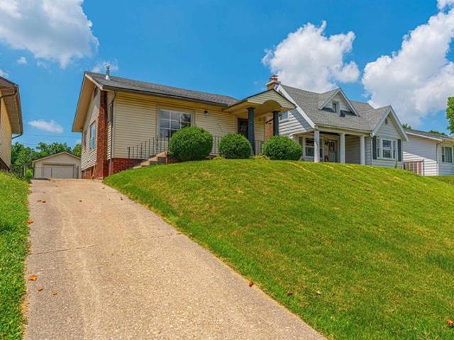 2341 S 5th St, Springfield, IL 62703
